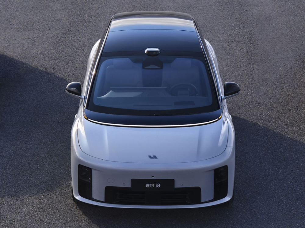 侧面曝光，理想i8或35万至45万，性价比不怕特斯拉，就怕YU7！_腾讯新闻