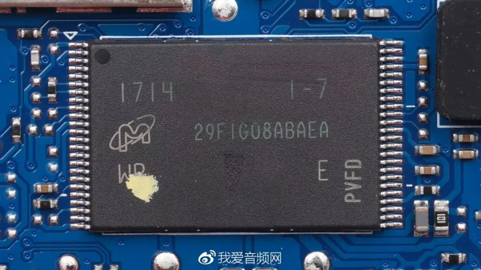 深度拆解数十款蓝牙音箱后，我们发现了多款FLASH芯片_腾讯新闻