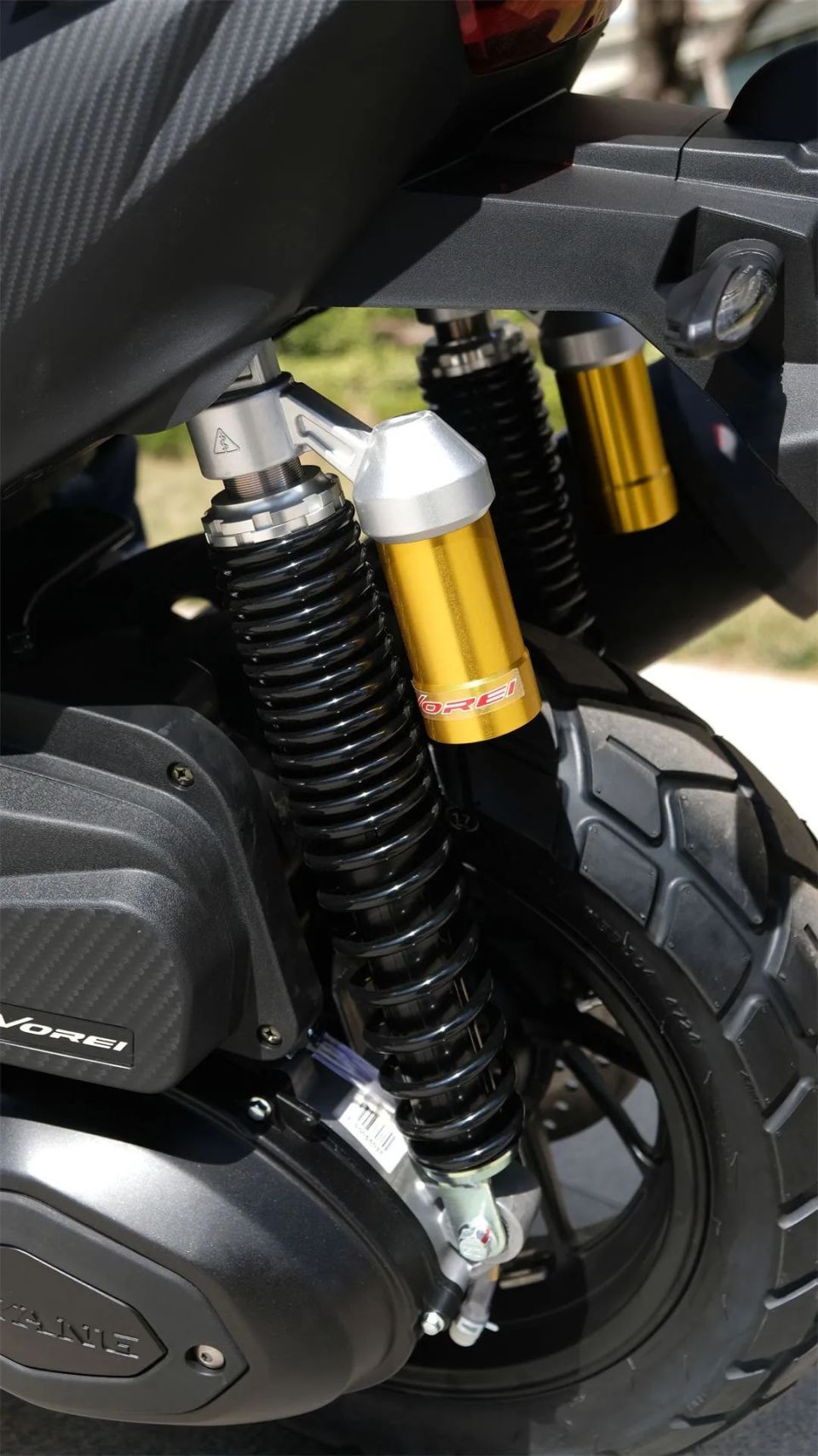 大阳两款新车上市：VRX150售价11980元起，ADV350+售价25980元_腾讯新闻