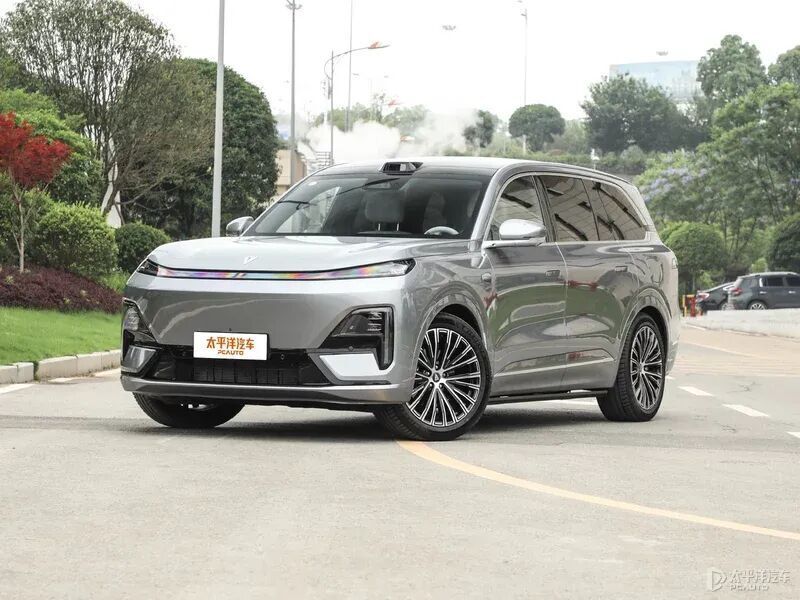 27.99万起，深蓝S09超长续航超充版上市！5C超充+纯电续航最高310km，30万级？_腾讯新闻