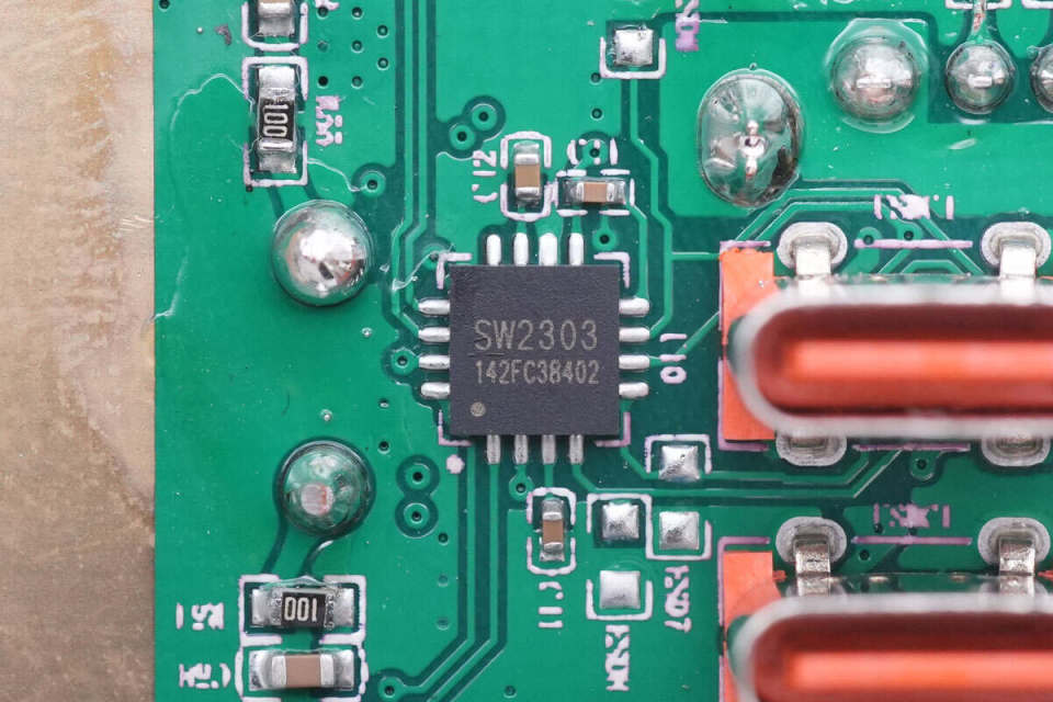 配备完善的保护功能，智融SW2303、SW3203双“芯”方案守护倍思T-Space拓展坞充电安全_腾讯新闻