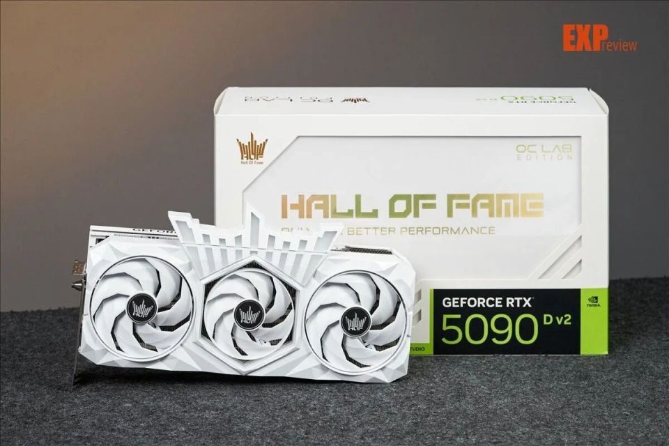 影驰RTX 5090 D v2 HOF OC LAB Plus-X评测：堆料不计成本，王者无须质疑_腾讯新闻