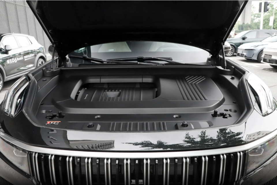 限时21.78万的中大型SUV，全时四驱+爱信8AT，深度试驾领克09_腾讯新闻