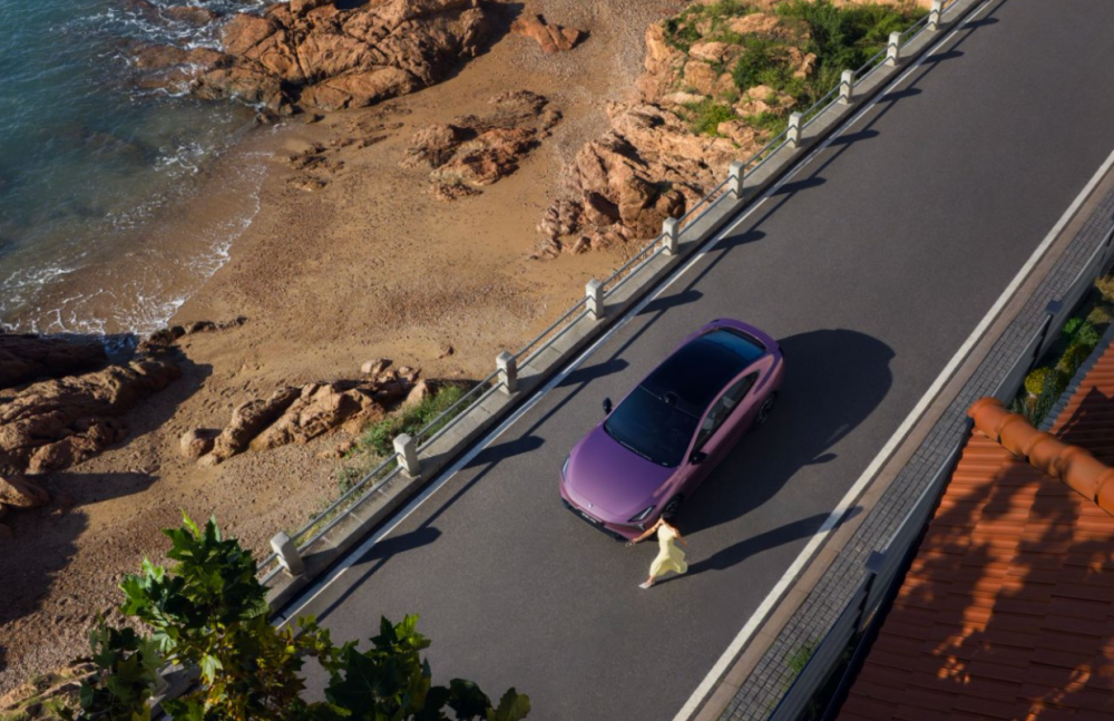 深蓝L06预售13.99万起！标配激光雷达，续航可达670km！_腾讯新闻