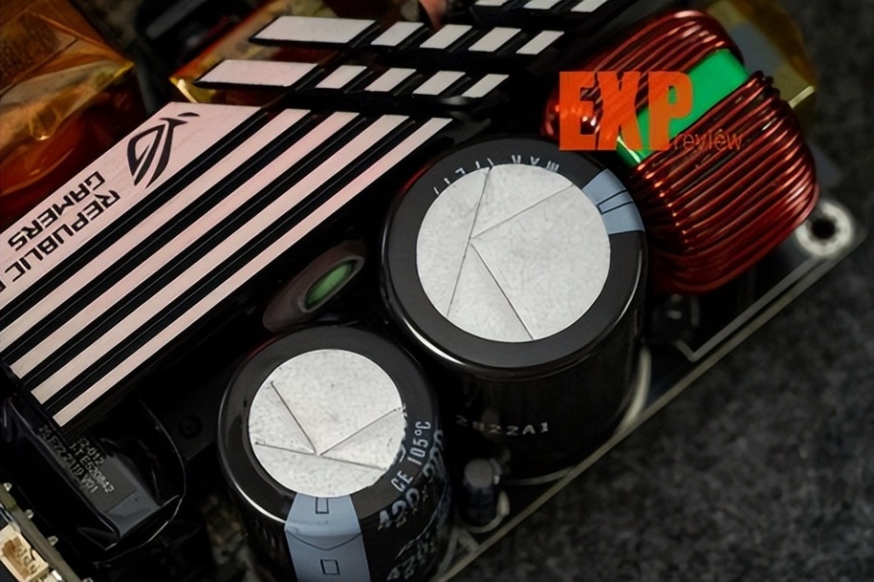 Rog Loki洛基1200w Titanium电源评测：兼顾体积与效能的小王者腾讯新闻 1776