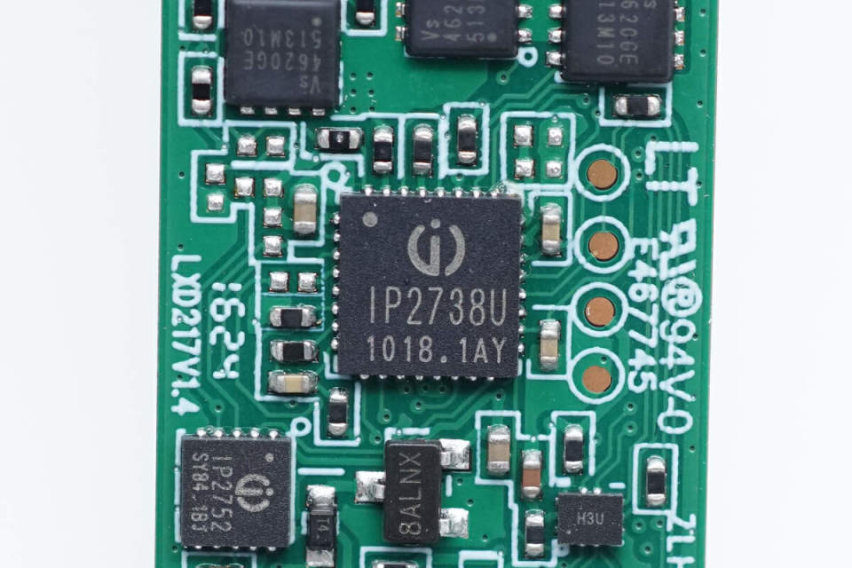 英集芯IP2738U+IP2752二合一高功率快充线材设计方案助力量产，安克双头USB-C数据线拆解_腾讯新闻