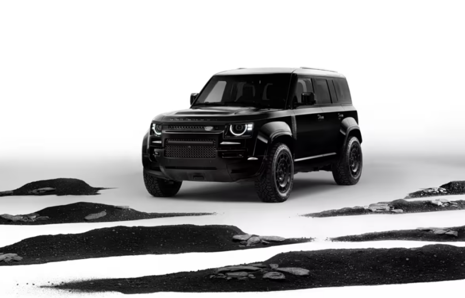 4.4T V8，8AT，最强方盒子，公路够快，烂路够猛！_腾讯新闻