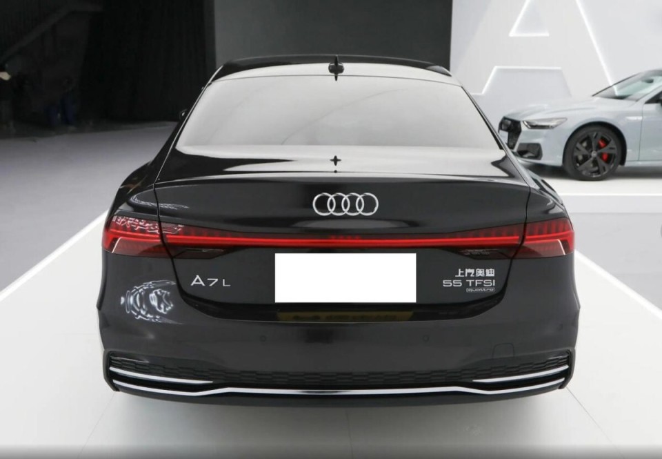 事实证明奥迪A7和A7L是两码事，后者跌至30多万，也无人问津！_腾讯新闻