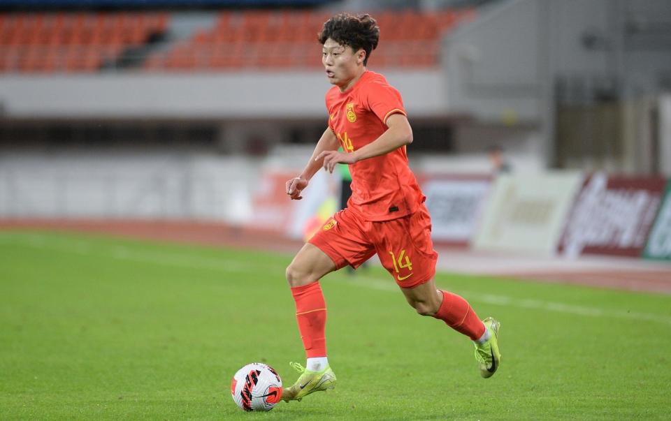 北青：U19国足攻击手王一凡在U21联赛中辱骂他人，面临追加停赛_腾讯新闻