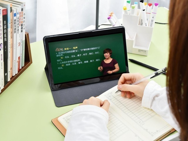 评测：ZUI14配天骄学堂 联想小新Pad性能应用全解读_腾讯新闻