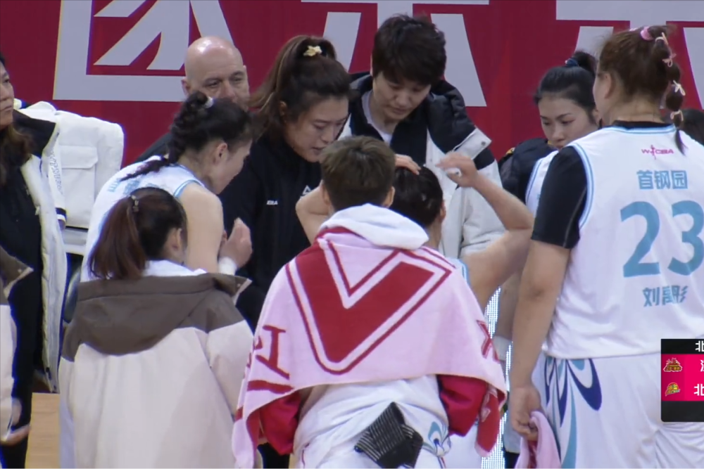 WCBA：李梦19+8开门红，刘禹彤首秀13分，张敬一22分得分王_腾讯新闻