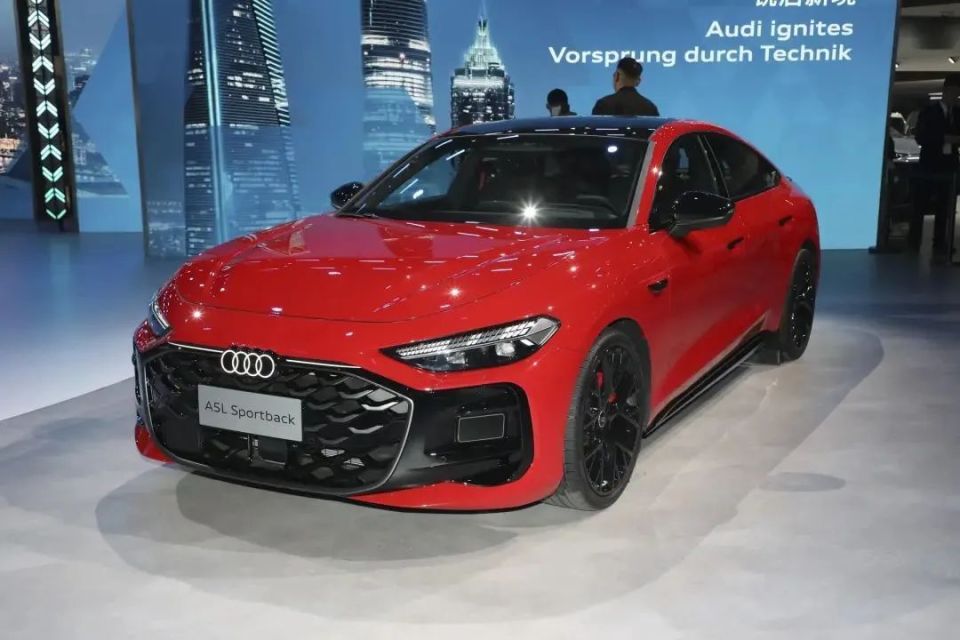 25.68万起！一汽奥迪A5L预售_腾讯新闻