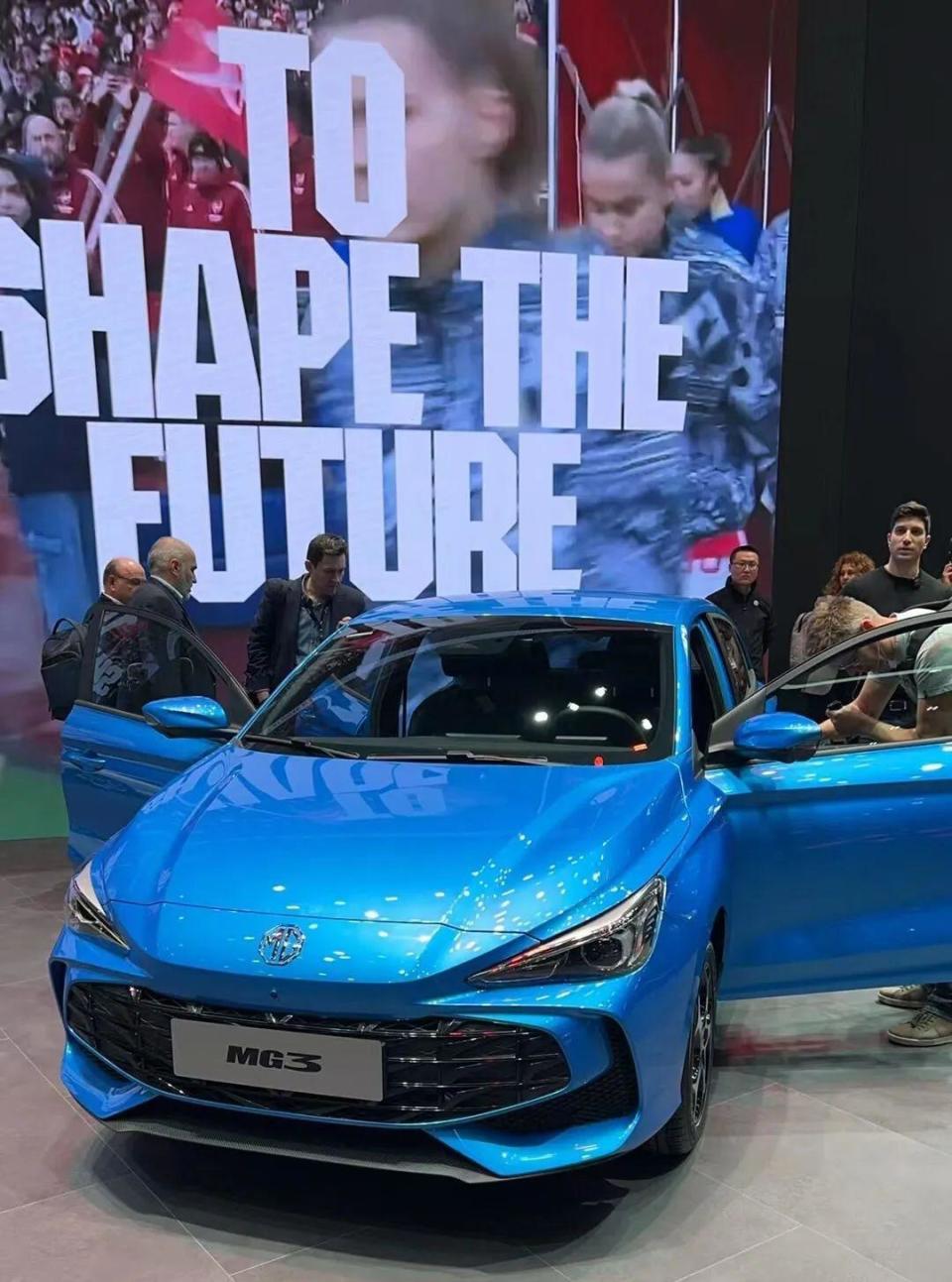 上汽又一款全球车MG3 HEV首秀，日内瓦车展上人气爆棚_腾讯新闻