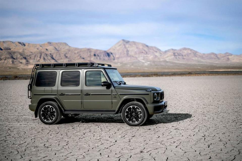 新款奔驰大G全球首次公开！一篇文章让你了解都有哪些更新！_腾讯新闻