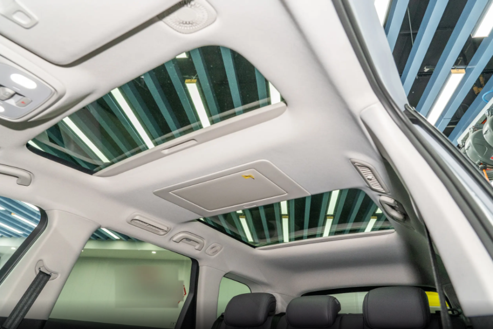 零跑C16车主用车感受，上市即交付，16万买理想L6同款激光雷达_腾讯新闻