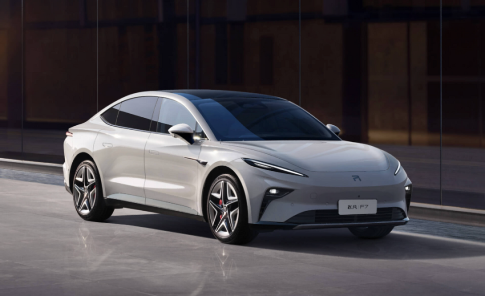 27万纯电轿跑对比导购：极氪001、小鹏 P7i和飞凡 F7 2023该买谁？_腾讯新闻