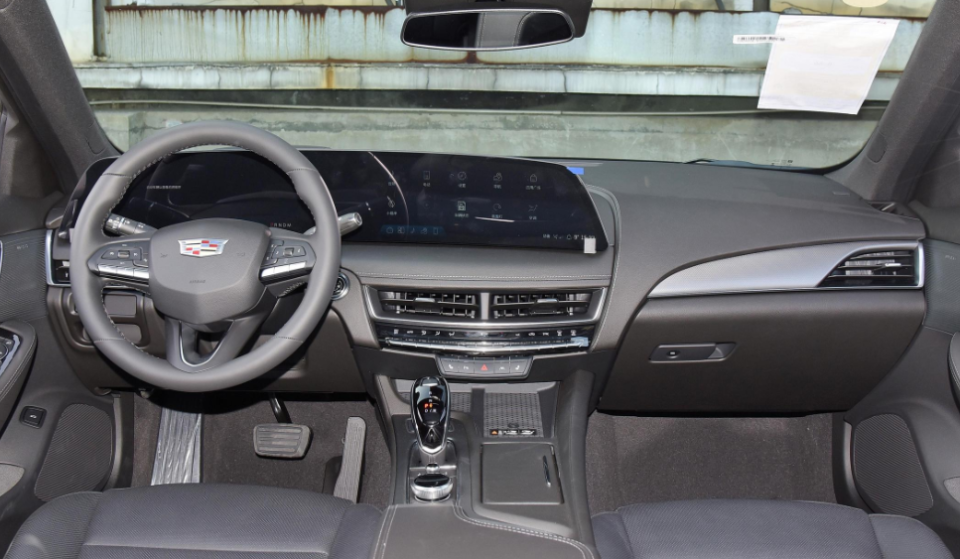 指导价28.97万起，定位中型车，2024款凯迪拉克CT5值吗_腾讯新闻