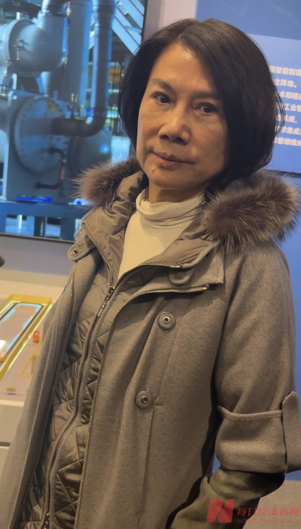 格力智能工厂是否采用人形机器人？ 董明珠回应每经：工业装备的价值在于功能替代，而非一定要外形拟人_腾讯新闻