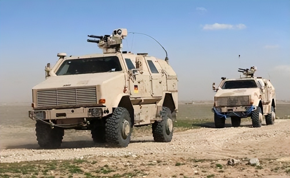 日耳曼的轻骑——德国“野狗”2装甲车_腾讯新闻