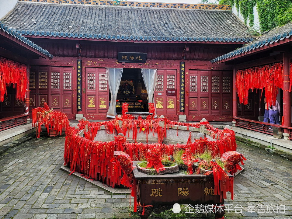 岳阳楼始建于东汉建安二十年（215年），距今已有1800多年历史_腾讯新闻