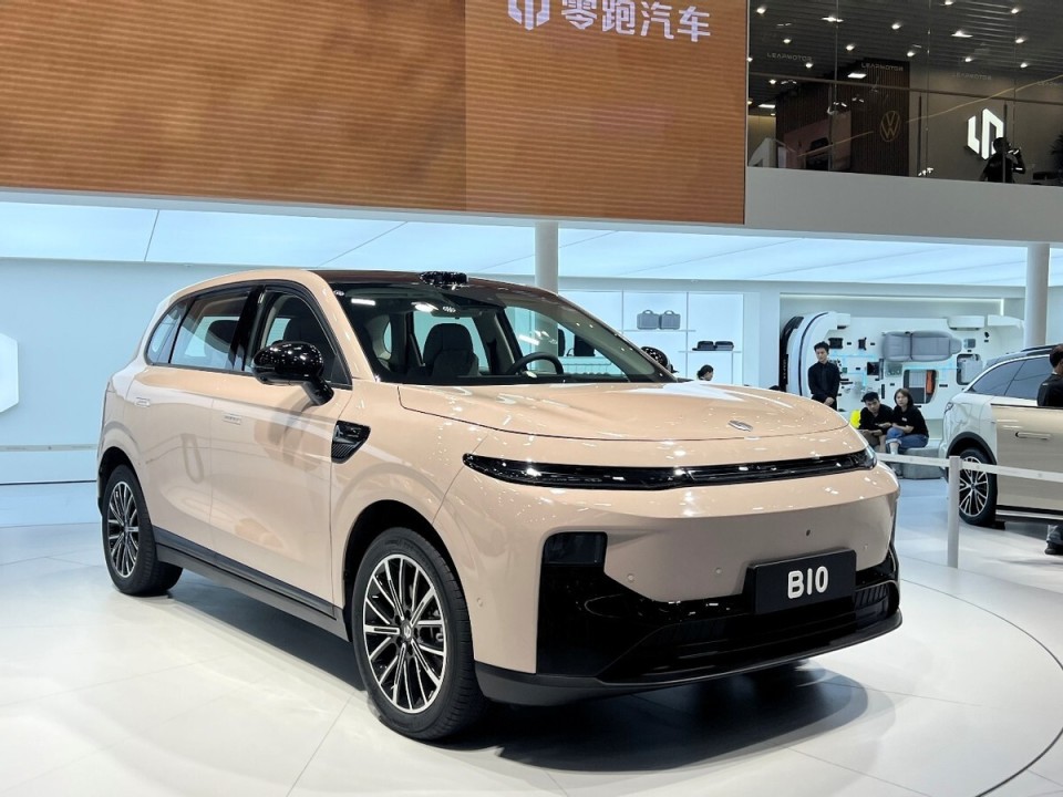 高通骁龙8650+激光雷达，零跑B10成都车展上新_腾讯新闻