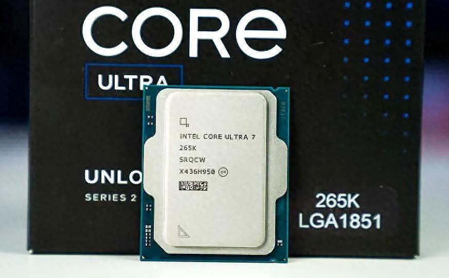 Core Ultra 7 265K VS Ryzen 7 7800X3D，性能差异几何？游戏对比出炉_腾讯新闻