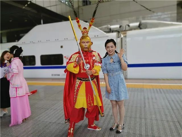 G8388次高铁发车了！8小时“环”游长三角黄金旅游线，晚饭时间就能回到上海_腾讯新闻