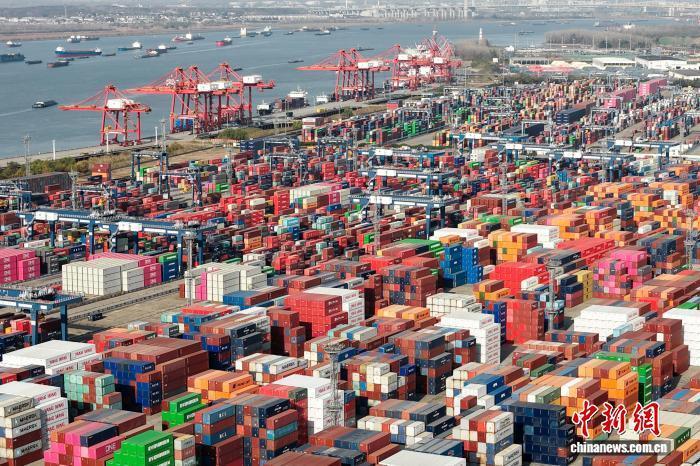 2025年江苏省外贸进出口规模创历史新高_腾讯新闻