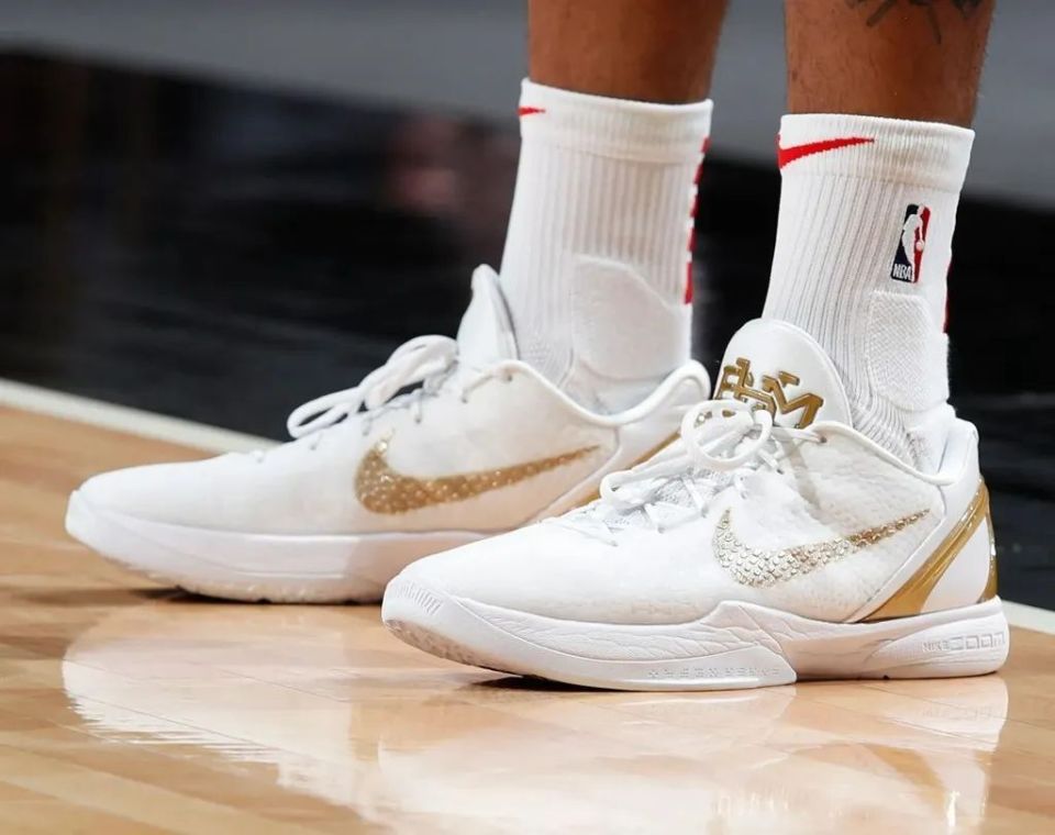 建议收藏！2024「Kobe 复刻日历」抢先预览！上半年就 8 双！_腾讯新闻