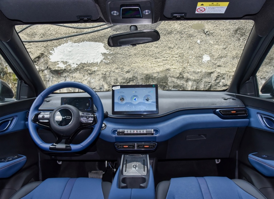 8万的预算 能买哪些400km续航的纯电车？缤果/海鸥/T03/哪吒V_腾讯新闻