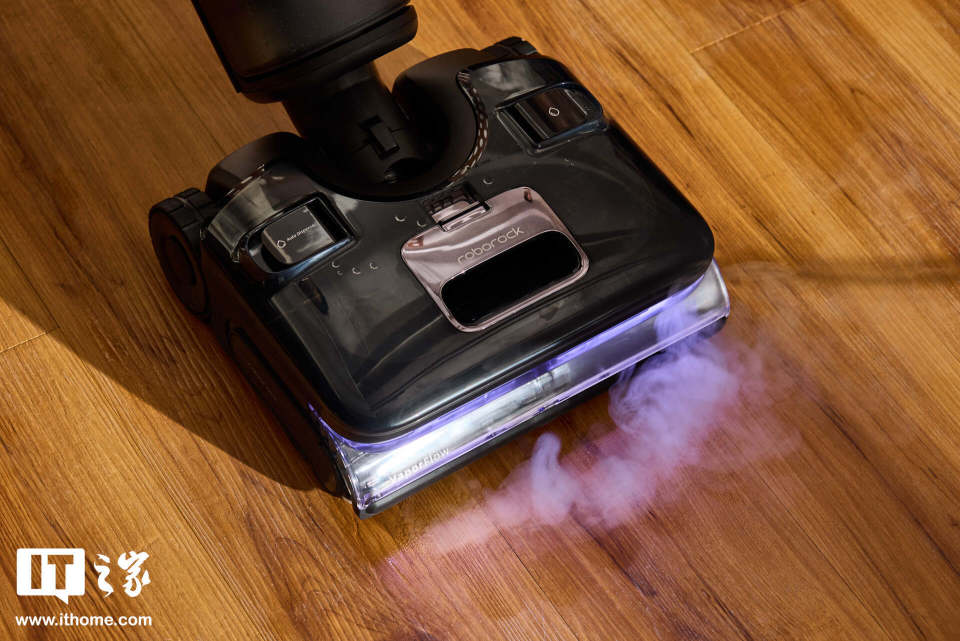 石头首创蒸汽 + 热水双效洗地：石头智能洗地机A30 Pro Steam实拍_腾讯新闻