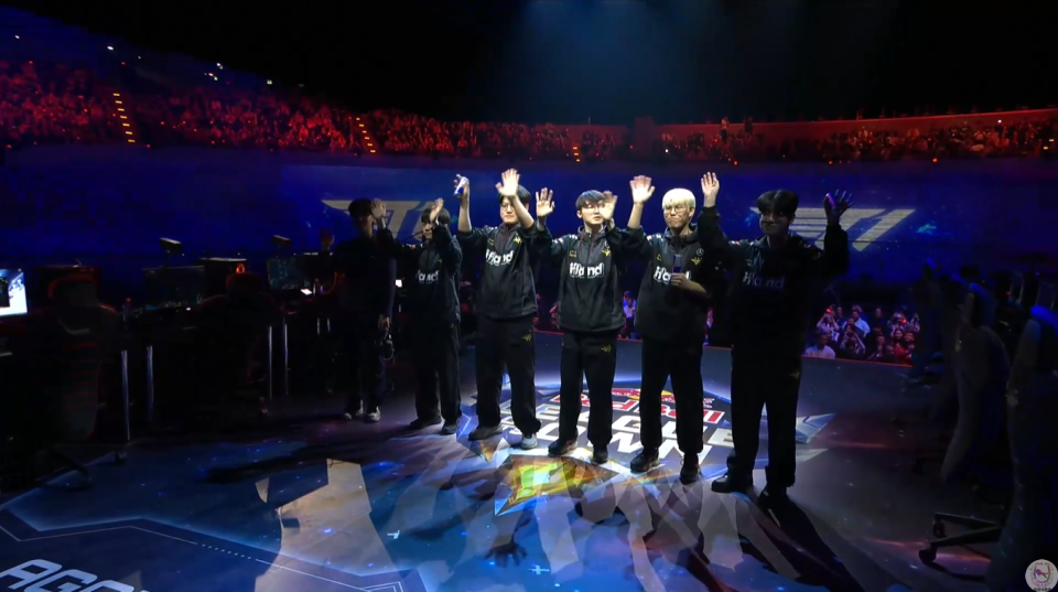 LOL四大赛区S14春季赛时间公布！LPL最晚？_腾讯新闻