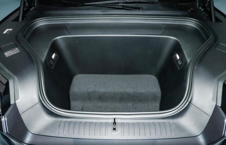 李斌：活下去才是最重要的，第三代蔚来ES8上市，价格低至30.88万_腾讯新闻