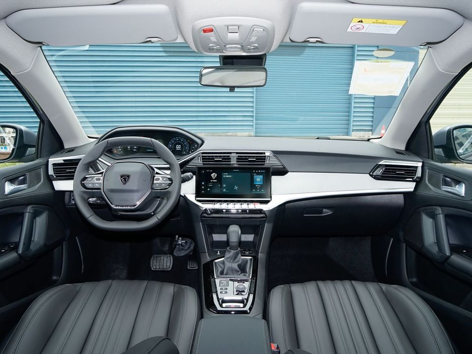 被忽视的实力派！1.5T+6AT，8.07万起售，标致408香不香？_腾讯新闻