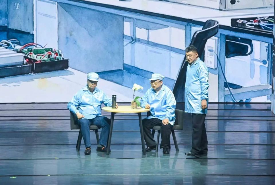 “光耀西岸 礼赞劳动”河西区2026年庆祝“五一”国际劳动节职工文艺演出暨“中国工人大思政课·河西篇”精彩上演_腾讯新闻