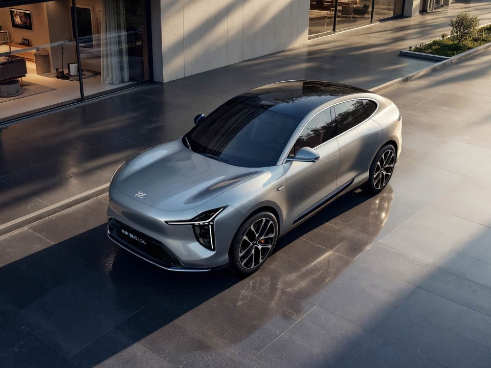 配备65.9千瓦时超大电池，智己LS6增程版续航里程申报信息曝光_腾讯新闻