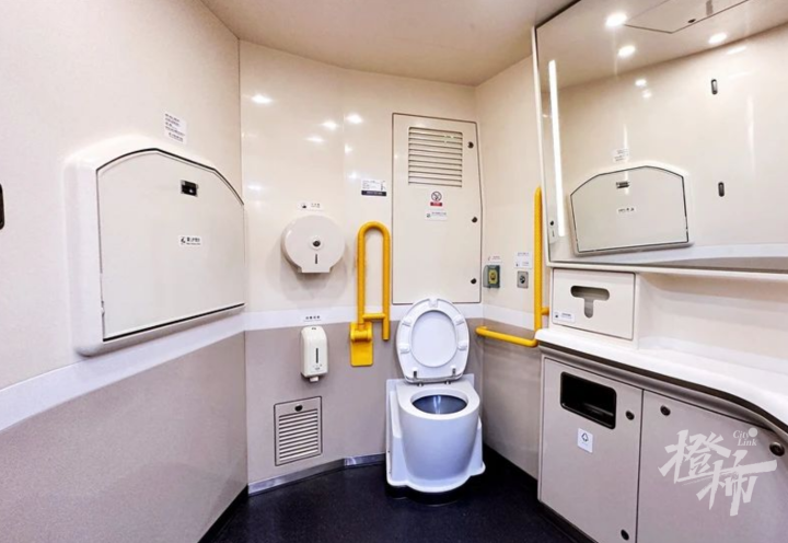 杭州至香港列车升级，新研制的复兴号智能动卧上线，就像是“移动的星级酒店”_腾讯新闻