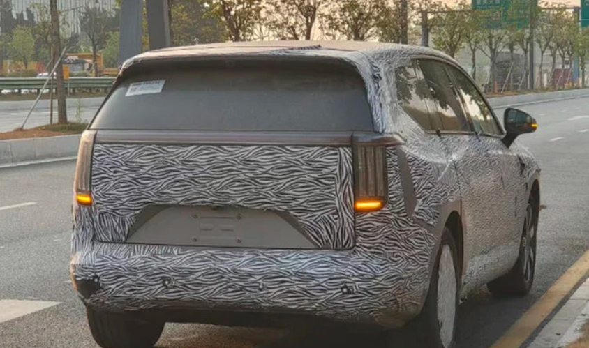 埃安下半年将推4款新车 第二代AION V 7月上市 AY2/AY3待官宣_腾讯新闻