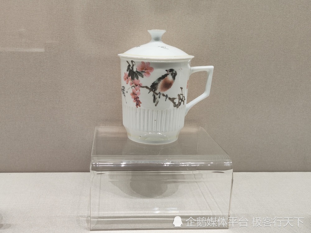 斗富弄上，十大瓷厂博物馆，了解景德镇解放后五十年的发展历史腾讯新闻 5050
