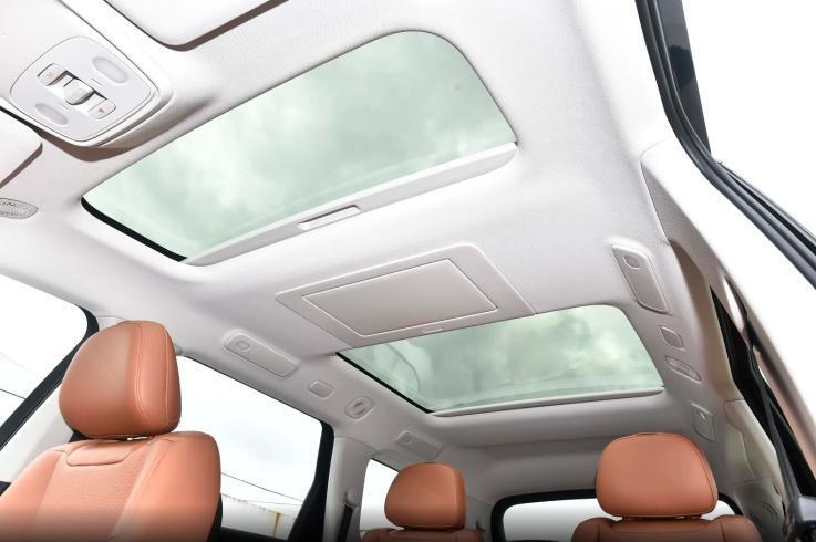 “BUFF”叠满了！零跑C16一口价“11.18万元”，跟上比亚迪的节奏_腾讯新闻