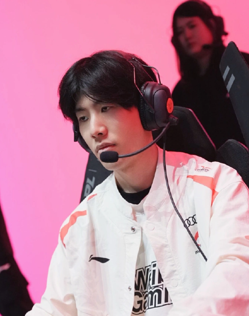 TheShy本人正式回应！明年复出重返赛场！_腾讯新闻