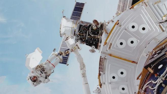 续签2.5 亿美元合同！MDA Space制造的机械臂将如何改变太空探索？_腾讯新闻