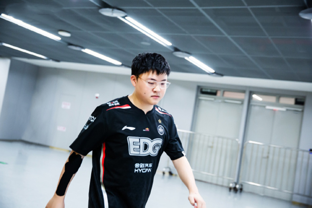 老头杯比赛日期已定，Uzi、Doinb、MLXG再就业的机会真来了！_腾讯新闻