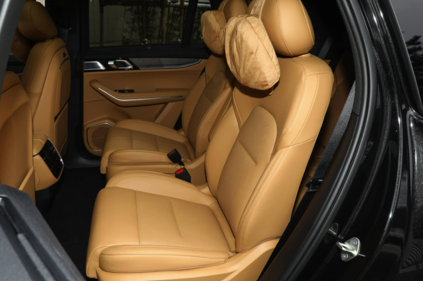 3亿改款推新领克09 EM-P,官方说比理想L8强太多!新外观你接受么_腾讯新闻