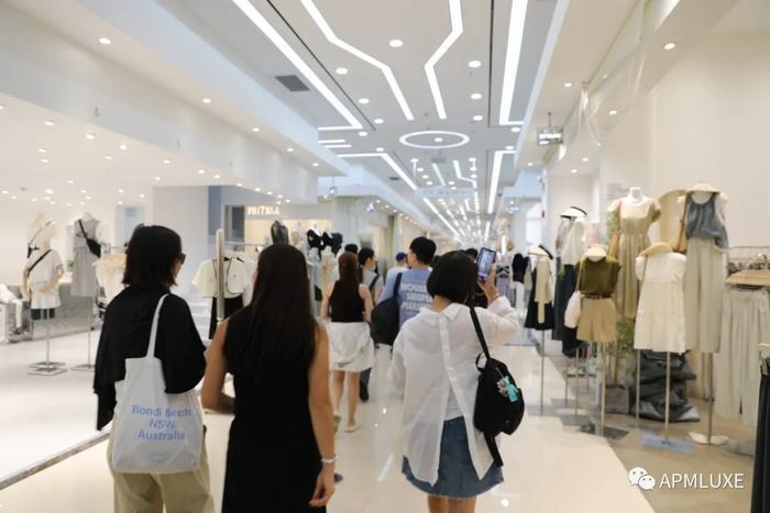 韩国apM Luxe项目试业！广州又多了一个宝藏级服装批发好去处_腾讯新闻