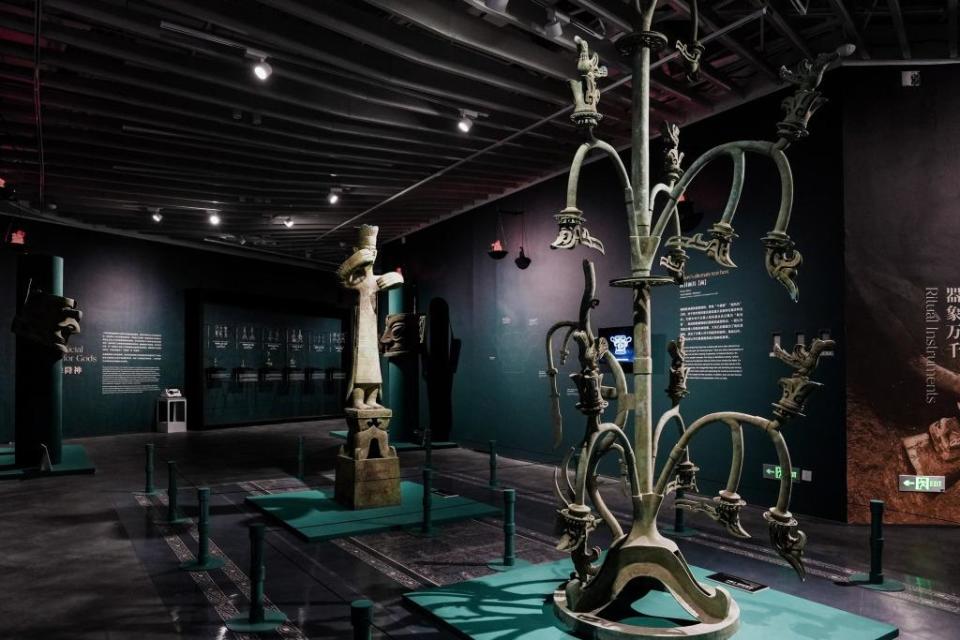 古蜀遗韵，璀璨再现！“遇见古蜀•三星堆沉浸式光影艺术展”今日开展，持续至5月10日_腾讯新闻