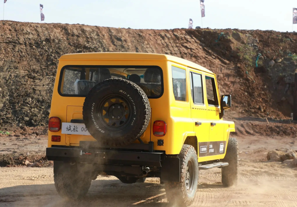 五月越野车销量解读：坦克300位列第一，BJ40、豹5紧随其后_腾讯新闻