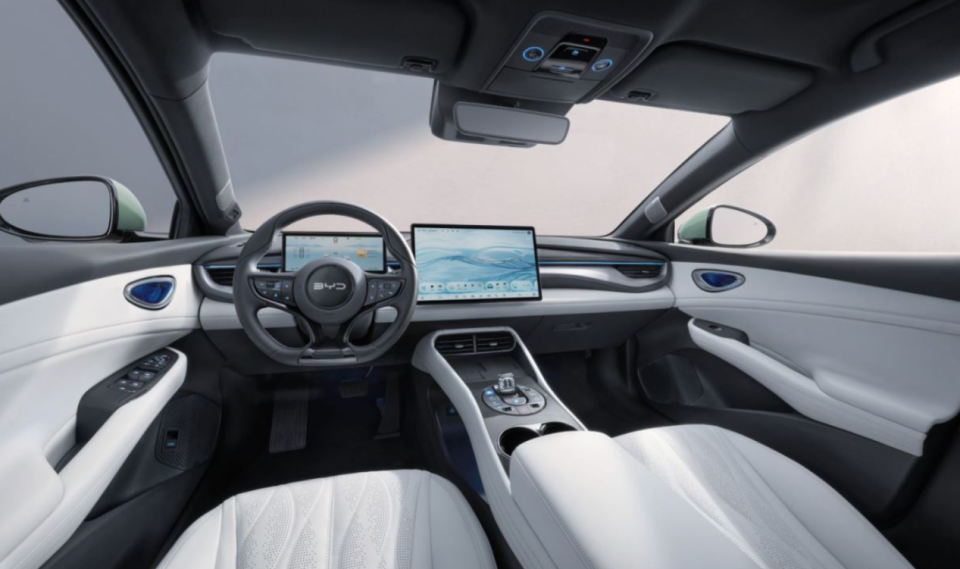 比亚迪海豹06GT正式发布：e平台3.0 Evo技术革新全系标配尽享科技_腾讯新闻