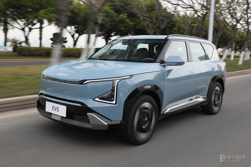 20万级享长续航+四驱系统 试驾起亚EV5 720长续航版_腾讯新闻