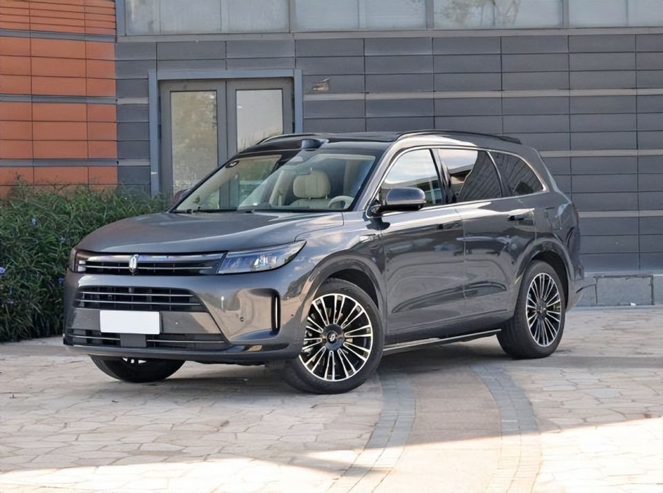 2023年全年中大型SUV销量榜！理想L7/L8霸榜，问界M7表现抢眼_腾讯新闻